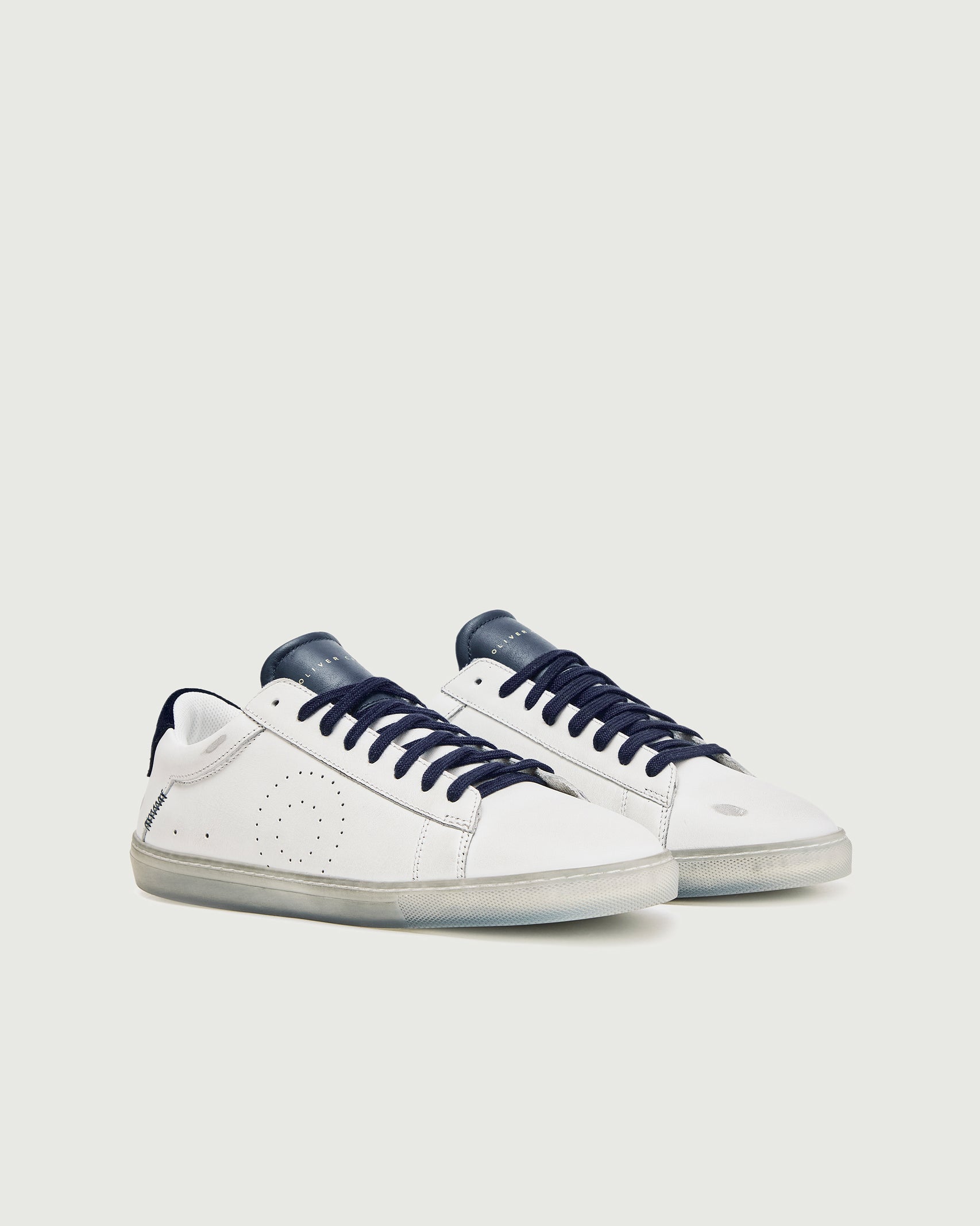 Low 1 | Navy Yin Yang Subdued – Oliver Cabell