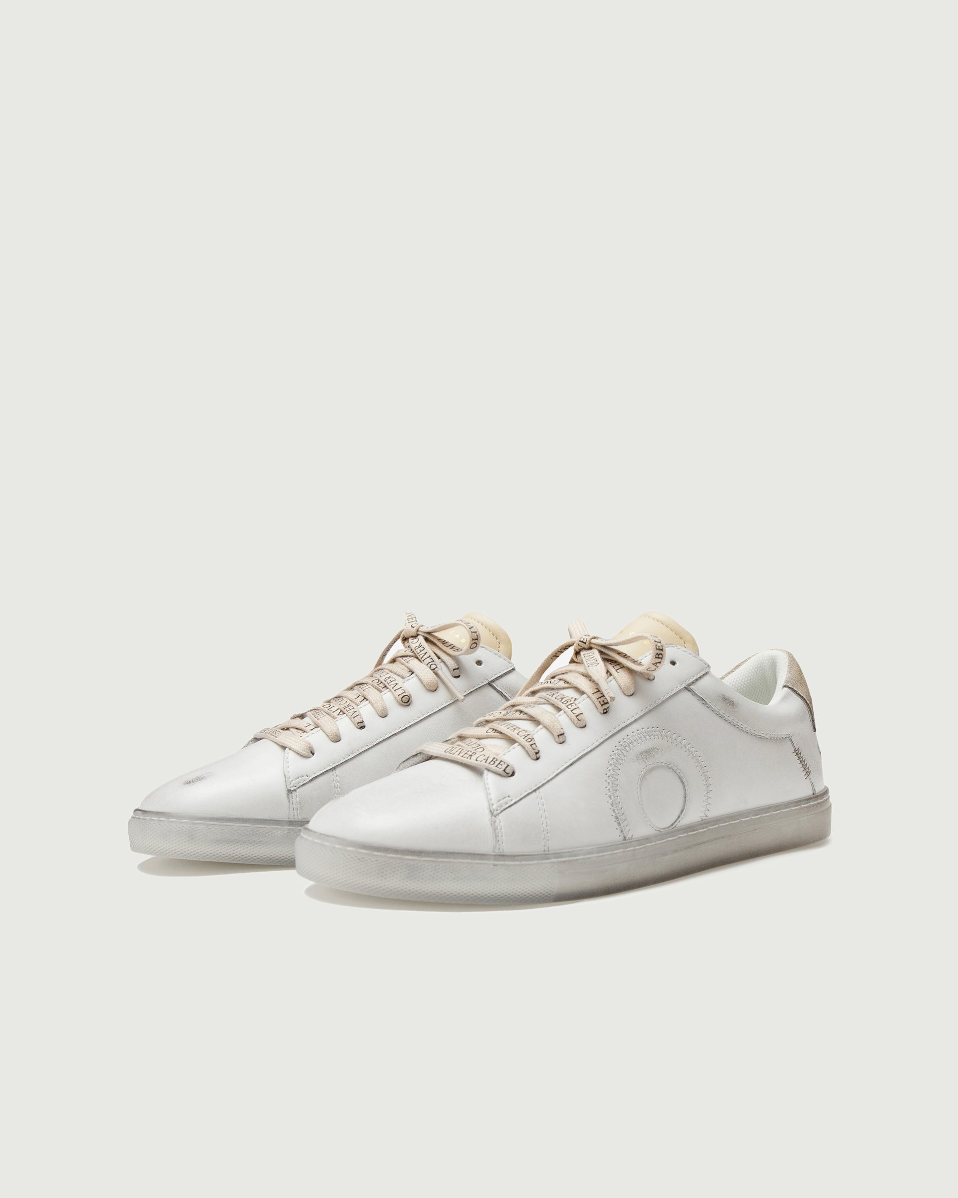 Low 1 | Sand Yin Yang – Oliver Cabell