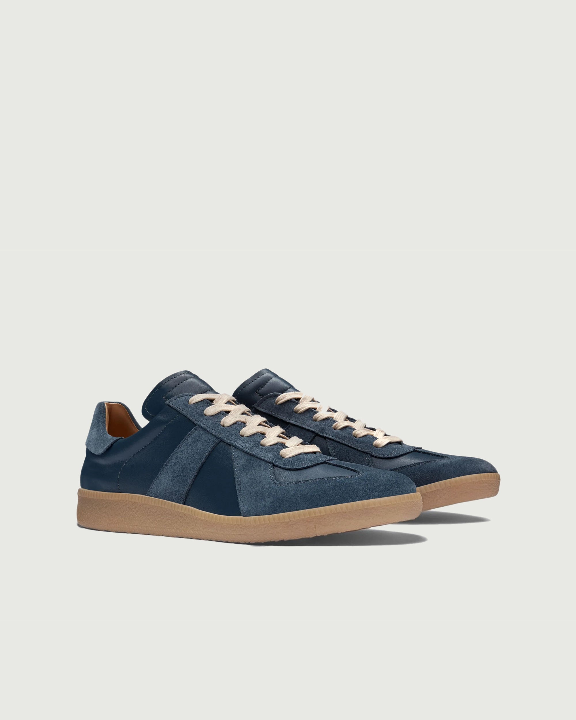 GAT | Black – Oliver Cabell